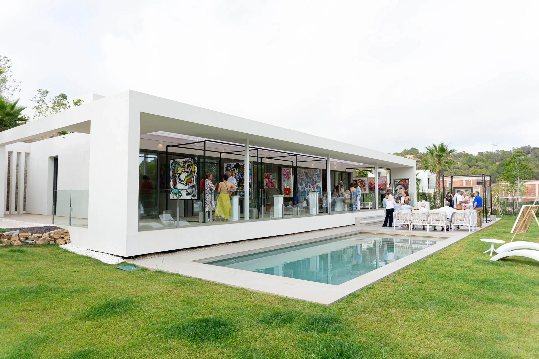 Show Villa Contemporary Art Exhibition – Jaloe Art Gallery